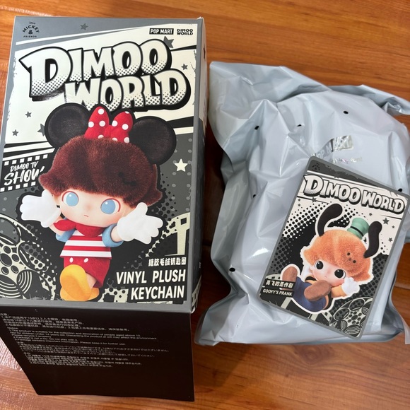 POP MART | Accessories | Dimoo World Disney Seriesvinyl Plush Keychain ...